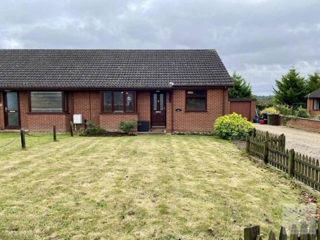 Exchange Road, Norwich NR15 2 bed bungalow to rent £1,020 pcm £235 pw
