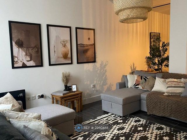 Exchange Street East, Liverpool L2, 2 bed flat to rent, £1,600 pcm | PrimeLocation