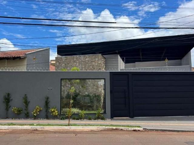 Exclusiva Casa Térrea de Alto Padrão na Vila Planalto