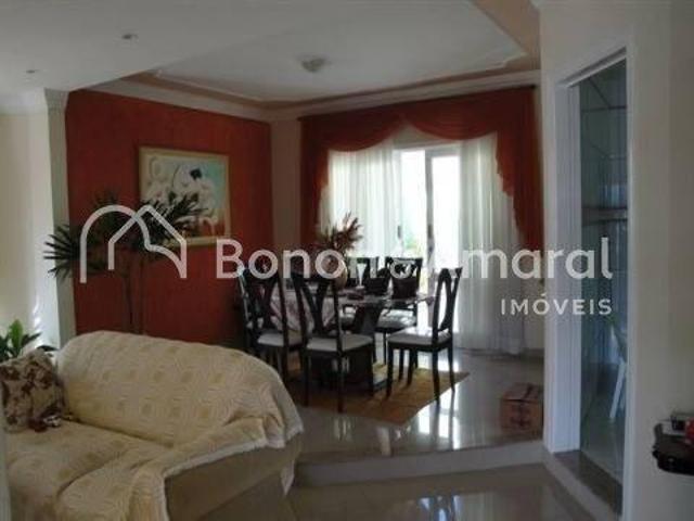 Exclusiva Casa à Venda em Valinhos Conforto, Lazer e Segurança em um Só Lugar!