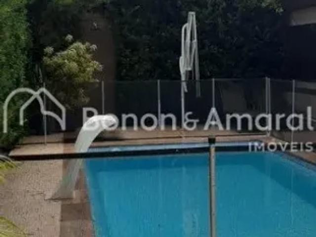 Exclusiva Casa com 4 Dormitórios, Área Gourmet e Piscina em Condomínio Fechado em Valinhos