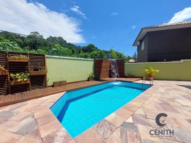 Exclusiva casa de alto padrão 437m2 com 4 suítes, Piscina no São Paulo II