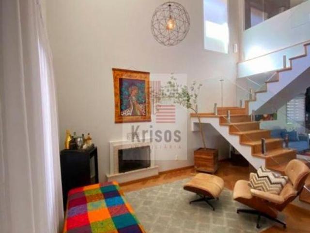 Exclusiva Casa em Condomínio Fechado 5 Suítes e Lazer Completo