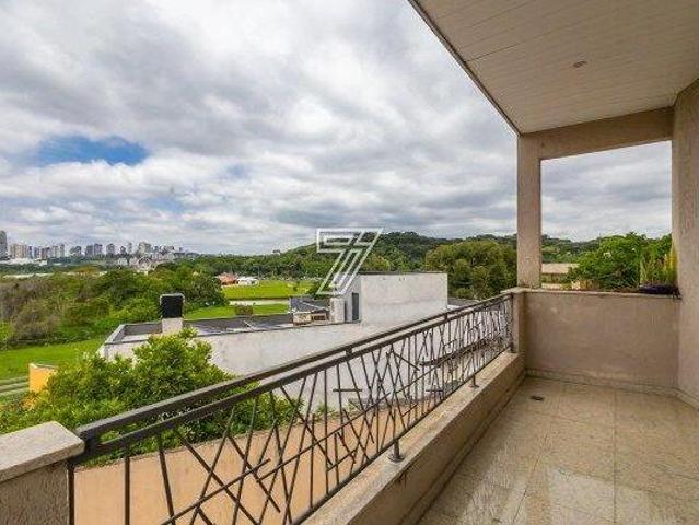 Exclusiva Residência com 4 Suítes e Vista Incrível para o Parque Barigui