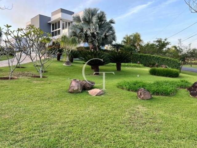Exclusiva residência de alto padrão à venda no condomínio Fazenda Vila Real de Itu