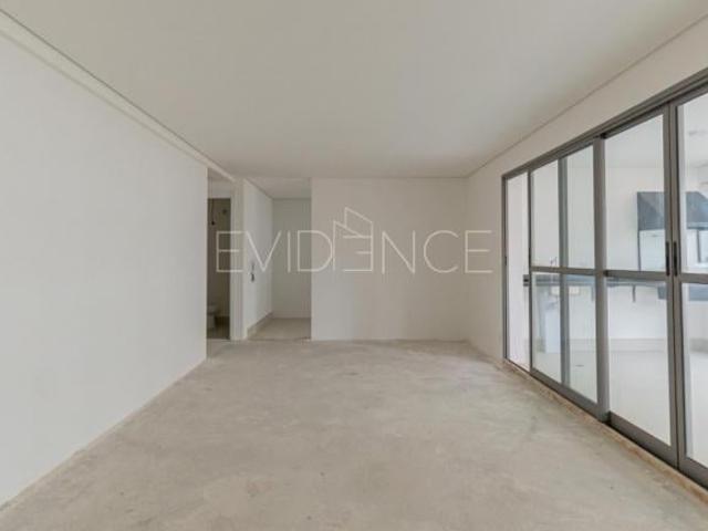 Exclusiva Townhouse Cyrela Sofisticação e Conforto em Cada Detalhe