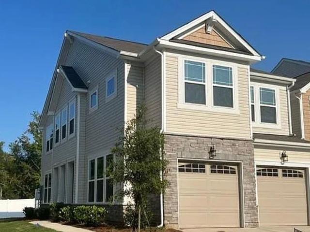 Exclusively Offered By Muse Realty Rentals, LLC