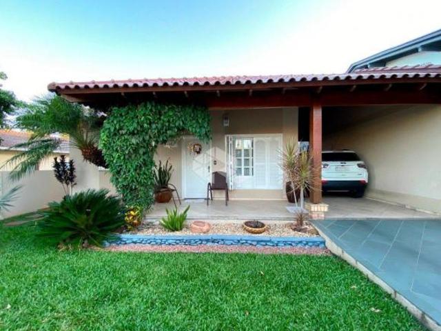 EXCLUSIVIDADE! CASA AMPLA NO CENTRO DE VERA CRUZ