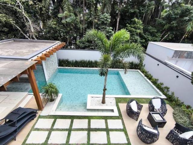 Exclusividade, Conforto e Sofisticação na Riviera de São Lourenço!