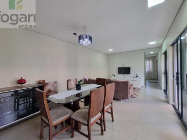 Exclusividade e Conforto na Zona Leste – Sobrado em Condomínio Completo!