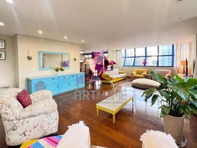 Exclusividade e Amplitude no Bairro Jardim – 279m², Privacidade Total e 3 Vagas