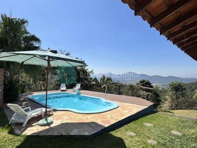 Exclusividade e Natureza na Serra da Mantiqueira