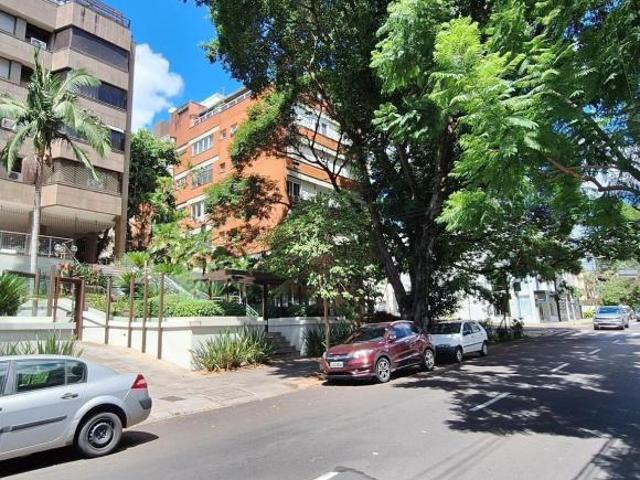 Exclusividade e Sofisticação: 3 Dormitórios em Endereço Nobre no Bairro Auxiliad