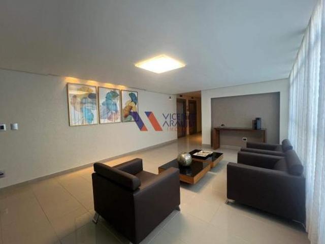 Exclusividade e Sofisticação: Apartamento de Alto Luxo com Fachada em Mármore e Lazer Completo