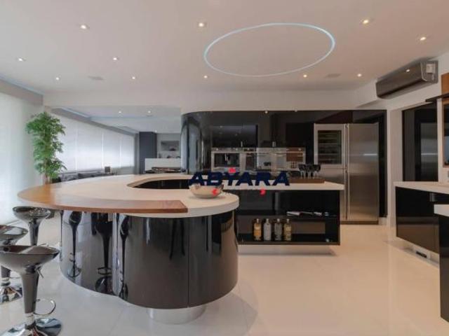 Exclusividade e sofisticação em Higienópolis – 548 m² | 5 suítes | 3 vagas