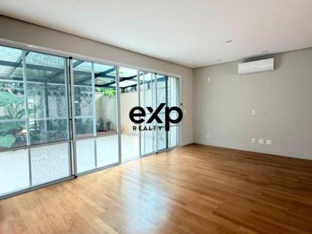 Exclusividade e Sofisticação no Campo Belo em Condomínio de Altíssimo Padrão