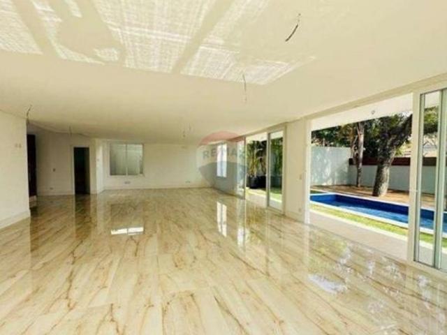 Exclusividade e Sofisticação no Brooklin – Casa em Condomínio Fechado