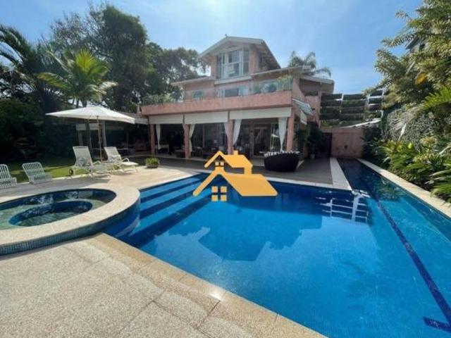 exclusividade Frente ao Mar em Barra do Una | 6 Suítes | Piscina com Raia | Até 12 Pessoas Casa à V