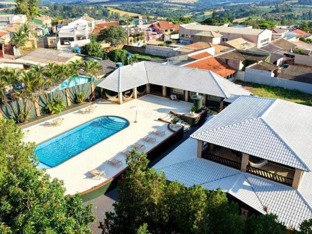 EXCLUSIVIDADE, LAZER E NATUREZA EM UM SÓ IMÓVEL! CASA À VENDA COM 2.498M² DE ÁREA TOTAL EM APUCARA