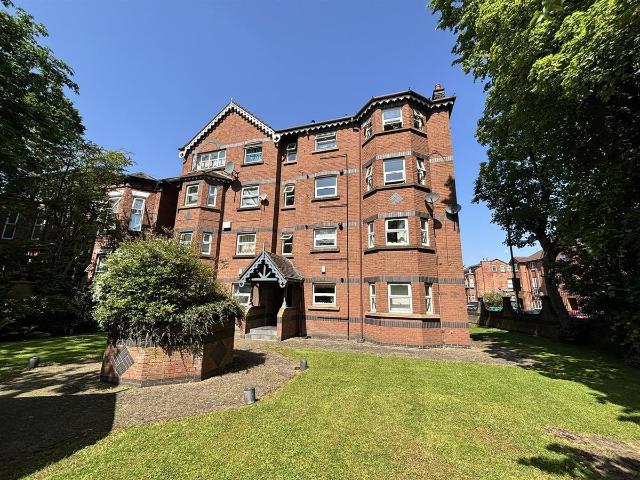 Exeter Court 7, Wilmslow Road, Fallowfield M20, 2 bed flat to rent, £1,250 pcm | PrimeLocation