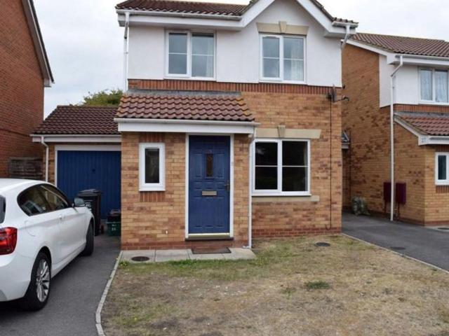 Exeter Close, Burnham On Sea, Somerset TA8, 3 bed semi detached house to rent, £1,350 pcm | PrimeLocation