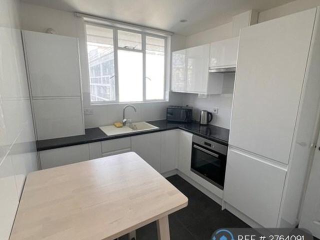 Exeter House, London, W2 3 bed flat to rent £3,400 pcm £785 pw