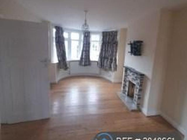 Exeter Road, Harrow, HA2 3 bed terraced house to rent £2,250 pcm £519 pw
