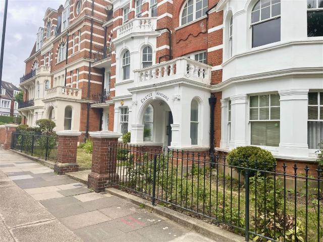 Exeter Road NW2, 4 bed flat to rent, £3,700 pcm | PrimeLocation