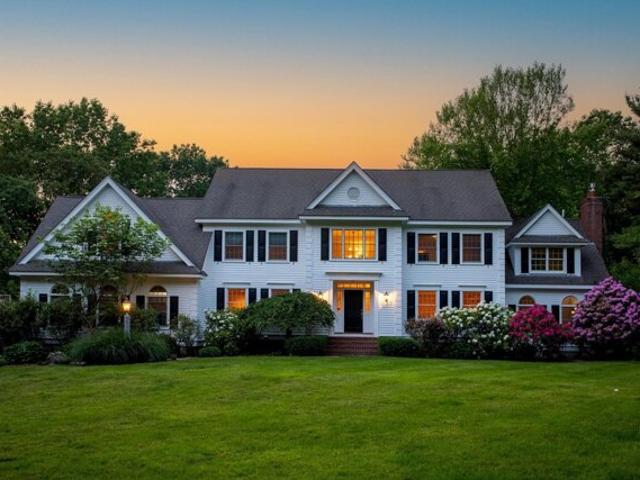 Exeter Rd, North Hampton, Home For Sale