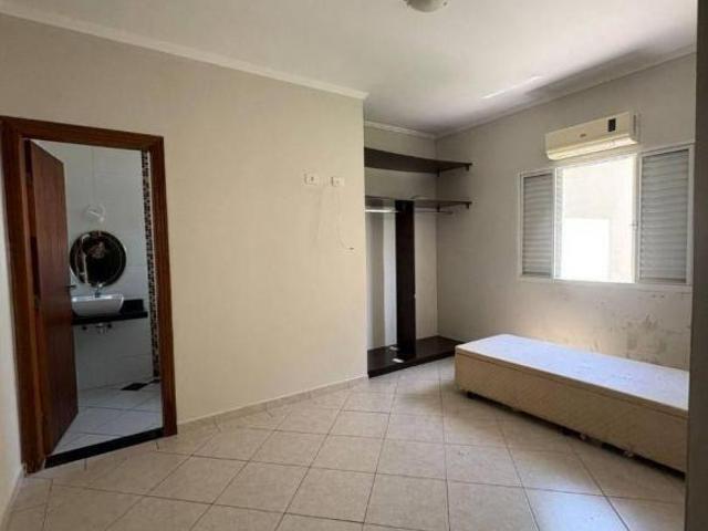 EXECELENTE CASA EM CONDOMINIO A 1 MIN DA AV. LUCAS NOGUEIRA GARCÊS