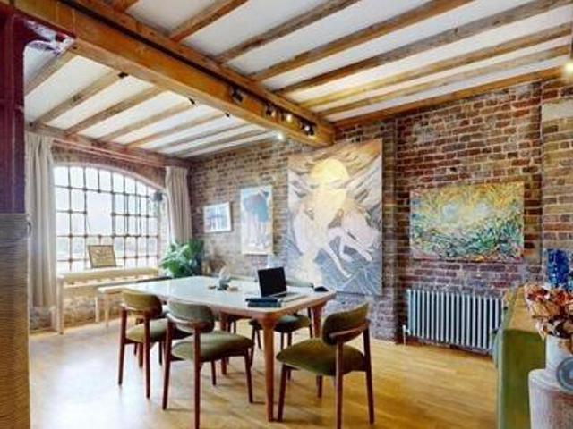 Execution Dock House, London, 2 Bedroom Flat