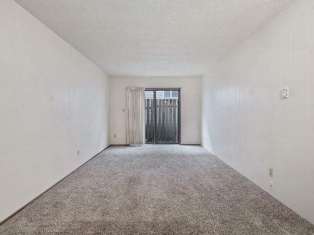 Executive Arms Apartments 1 Bedroom Apartment for Rent at 8023 Ne Flanders St, Portland, OR 97213 Montavilla