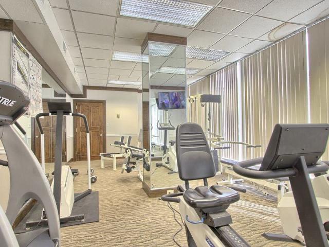 Executive House Apartments Studio Apartment for Rent at 101 S 2nd St, Harrisburg, PA 17101 Downtown Harrisburg
