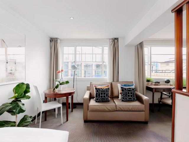 Executive Studio Apartment extra single bed