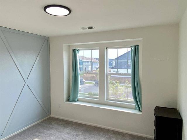 EXECUTIVE ROOM RENTALS AVAILABLE