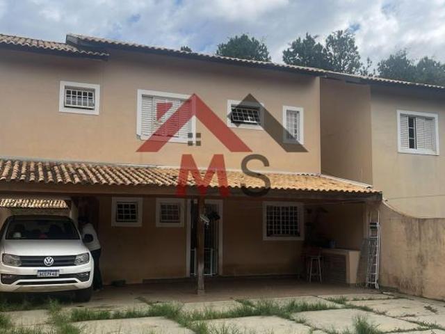Exelente casa em São Roque Rota do Vinho