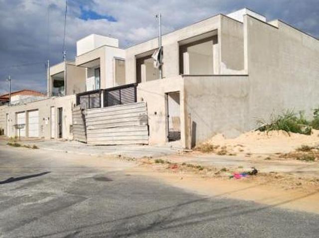 EXELENTE CASA GEMINADA DE LUXO EM CONTAGEM