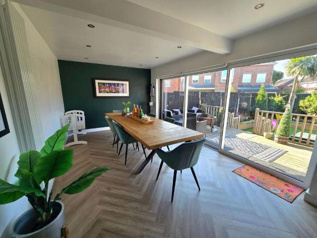 Exford Road, London SE12, 4 bed semi detached house to rent, £2,700 pcm | PrimeLocation