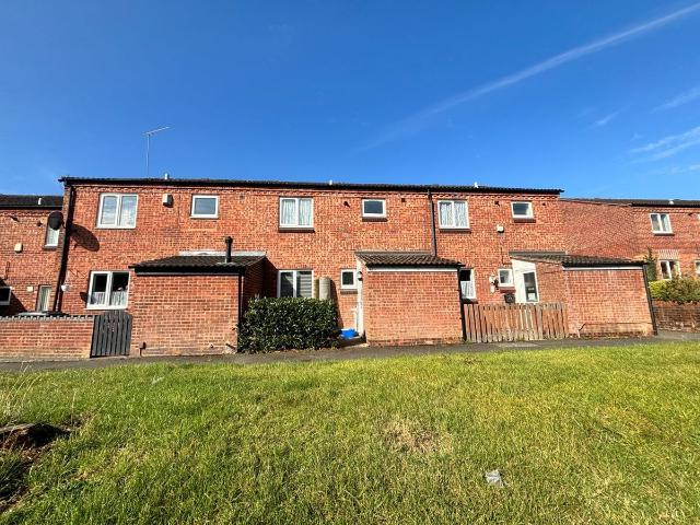 Exhall Close, Redditch, Worcestershire B98, 3 bed terraced house to rent, £1,250 pcm | PrimeLocation