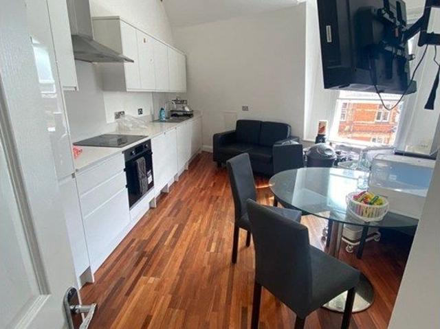 Exide House, London WC2H, 3 bed flat to rent, £5,450 pcm | PrimeLocation