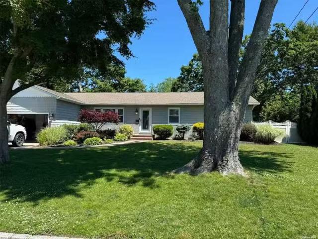 Exp Ranch, Single Family Residence West Babylon, NY 925 Pec.