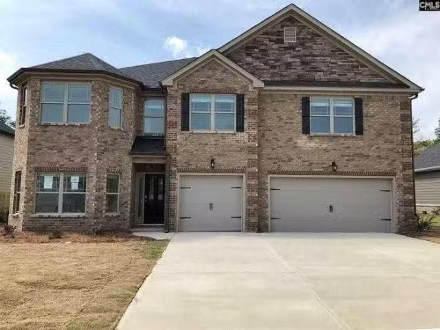 Expansive home in Chapin 510 Lever Hill Ct