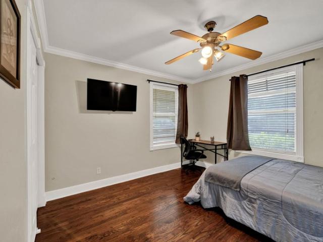 Experience Modern CoLiving in SE Houston | ️ Pr