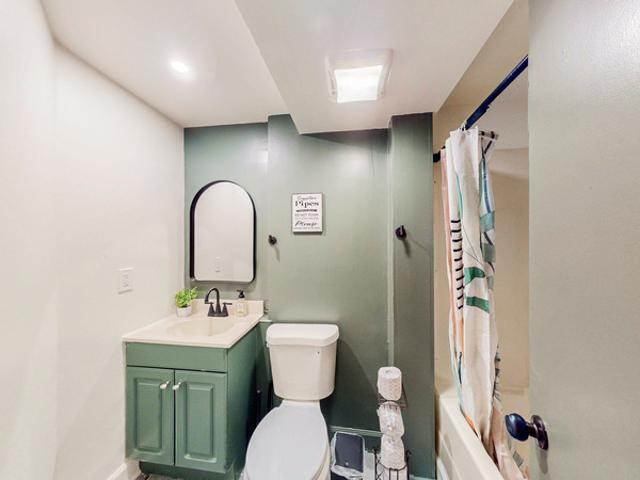 Experience Modern CoLiving Private Furnished Rooms | All Utilities | Easy Fast Approval | Move In Today