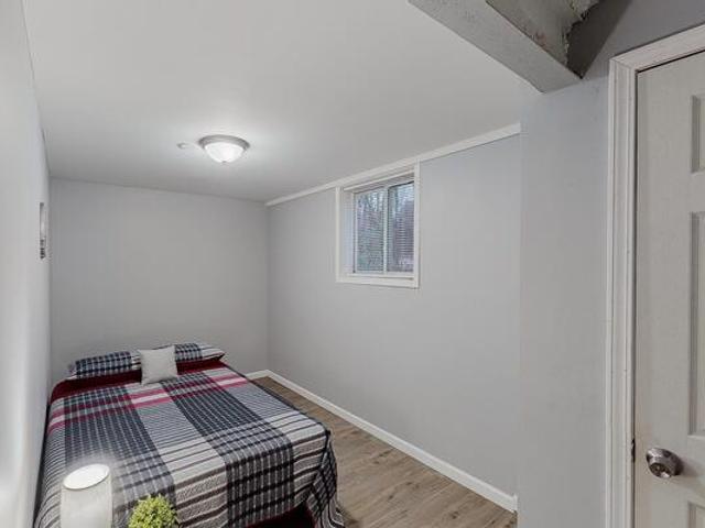 Experience all the Benefits and Value of CoLiving in our Renovated Forest Park Home Top‑Rated Host • Private | Safe & Secure Fully Furnished Rooms • 1 Gbps High Speed Wi‑Fi • Near Public Transit • Clean Riverdale Retreat