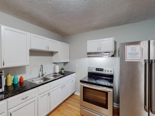 Experience all the Benefits and Value of CoLiving