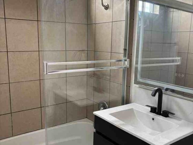 Exposition Blvd 3 Bedroom Apartment for Rent at 1406 Exposition Blvd, Los Angeles, CA 90018 Congress North