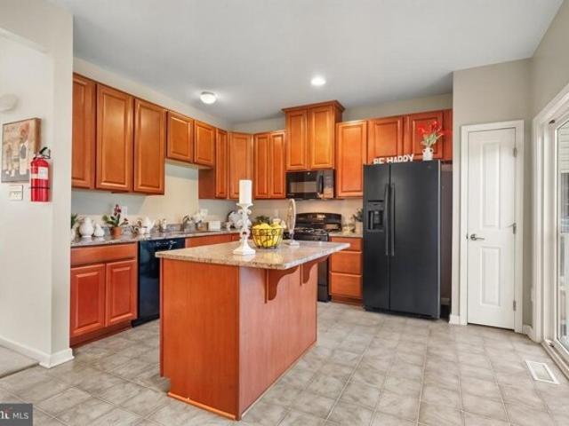 Exposition Dr, Williamstown, Condo For Sale