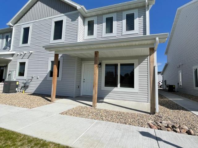 Beautiful Home Located in a Private Community!