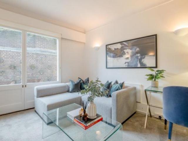 Exquisite 2 bedroom apartment near The Regent's Park Has an Apartment